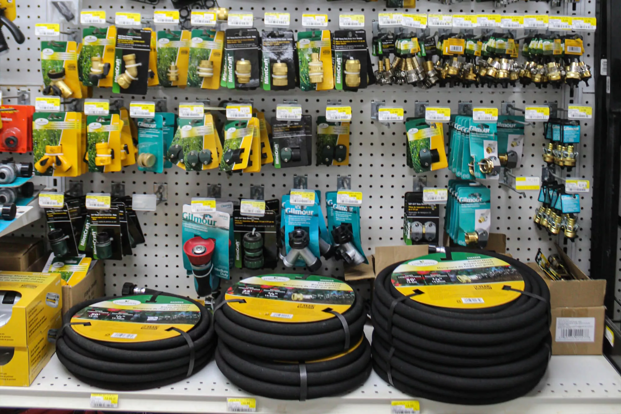 Benny's Hardware - Just Plain Business