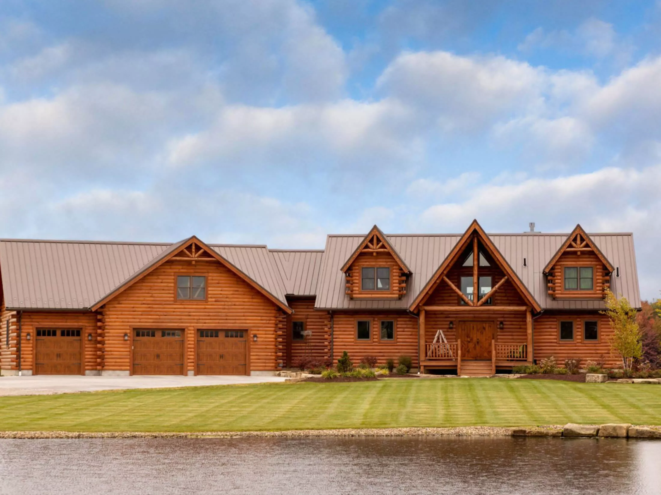 Woodland Rose Log Homes - Just Plain Business