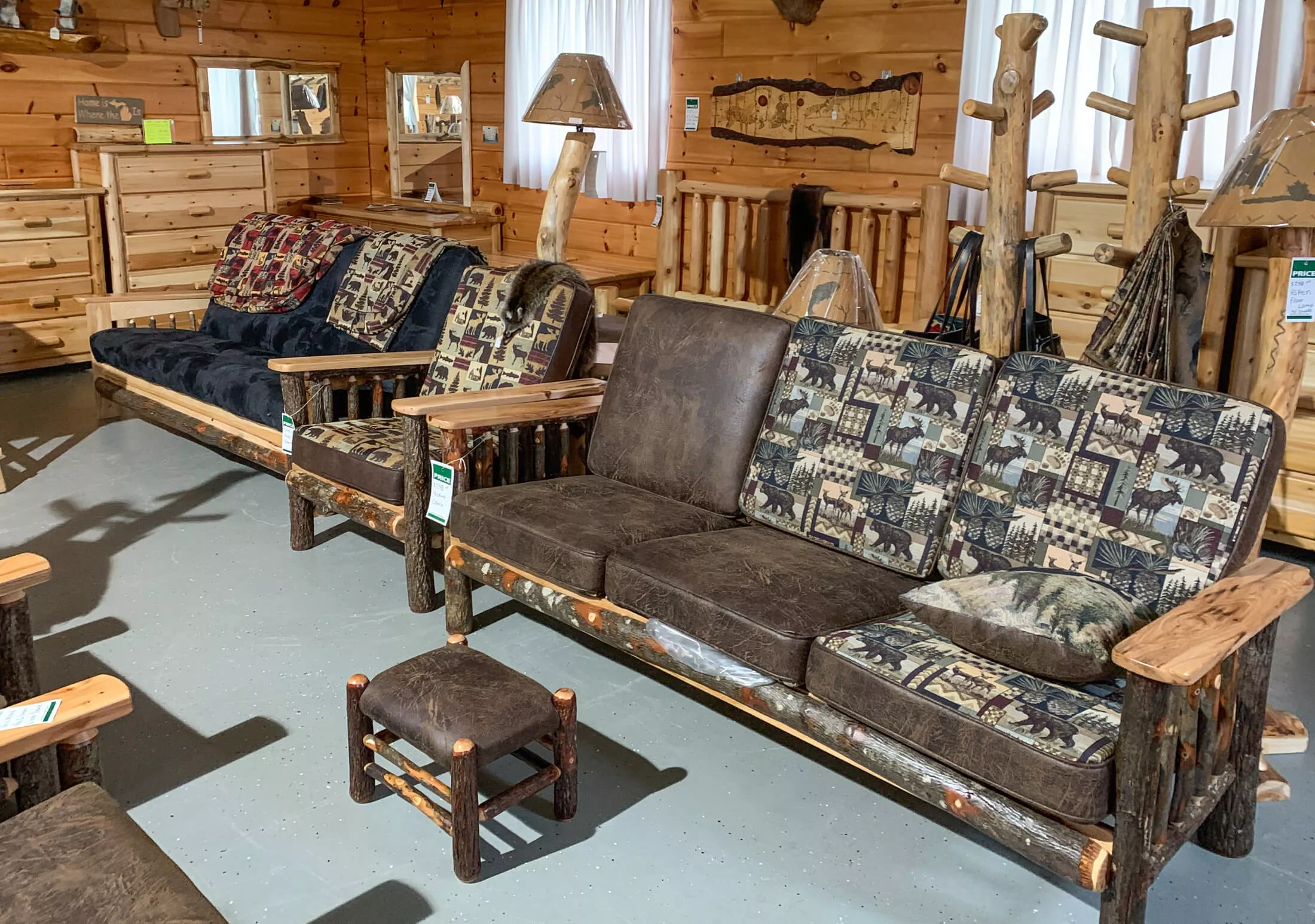 Rustic Furniture Home Decor - Just Plain Business