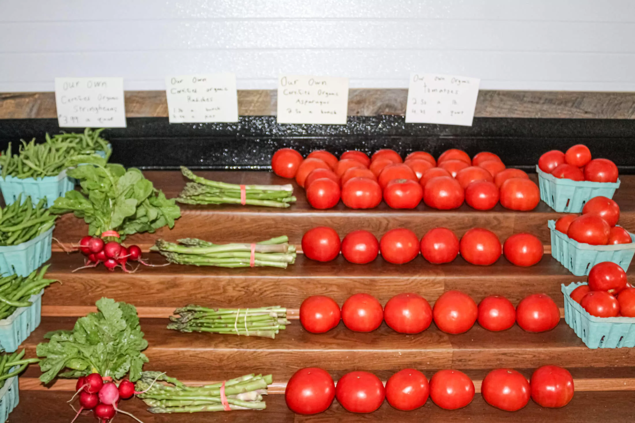 Humpback Fresh Farm Market - Just Plain Business