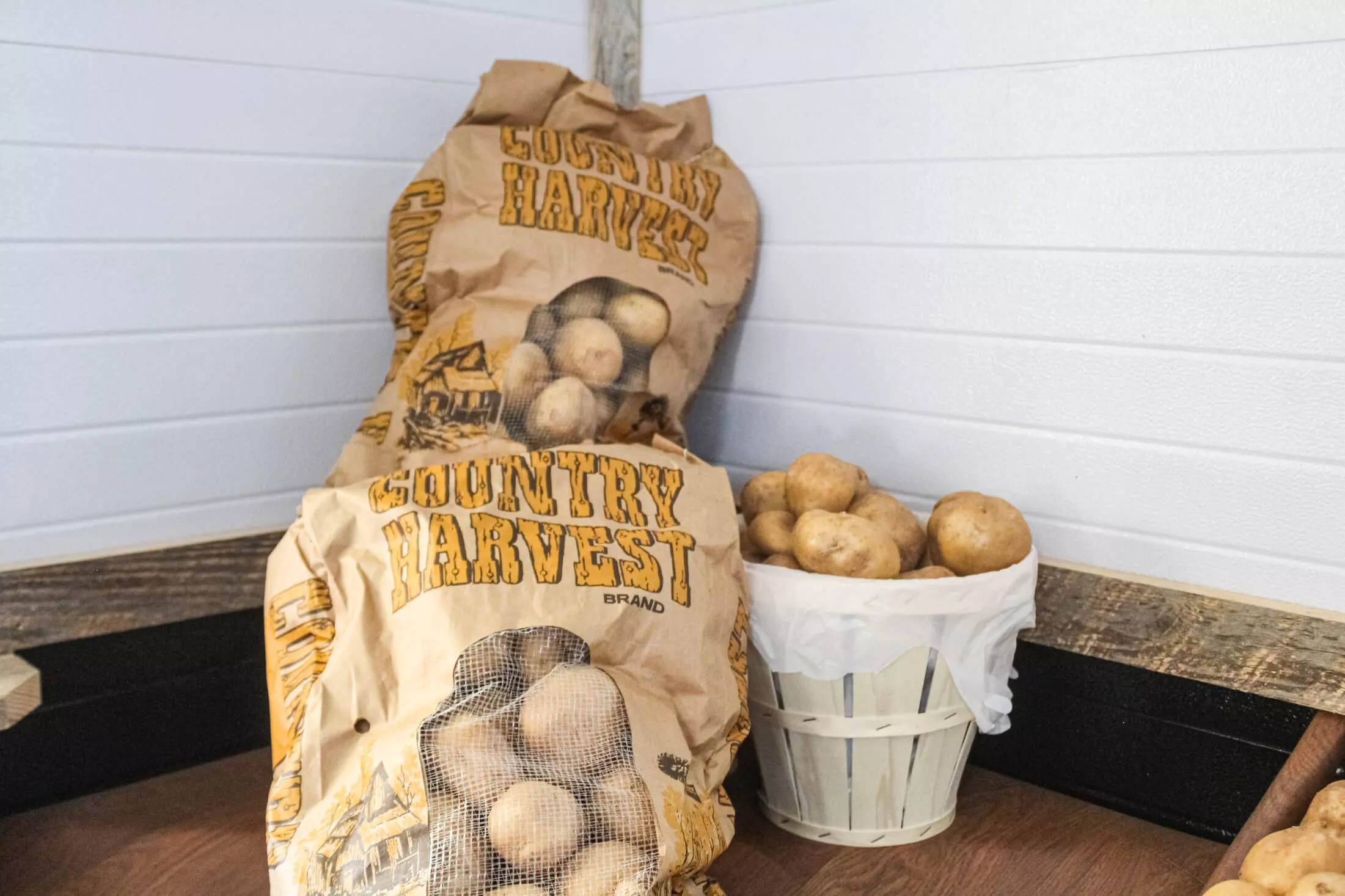 Humpback Fresh Farm Market - Just Plain Business
