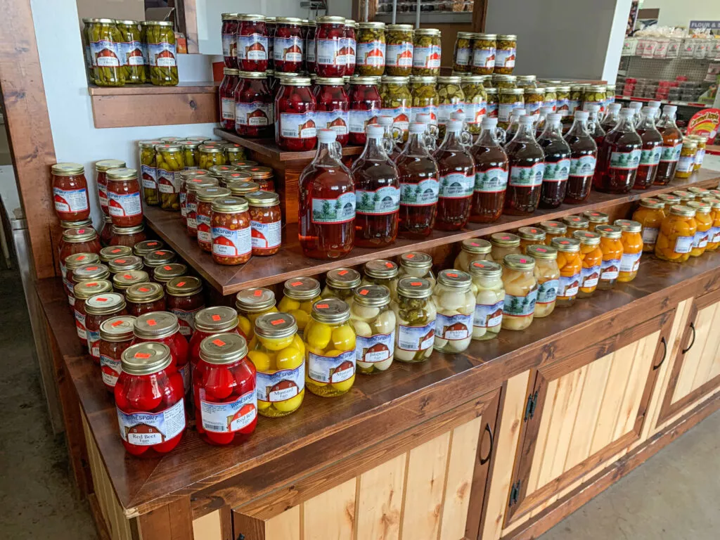 Jamesport Country Store - Just Plain Business