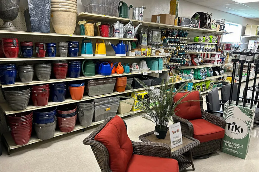 Shady Lane Hardware at Spring Glen - Just Plain Business