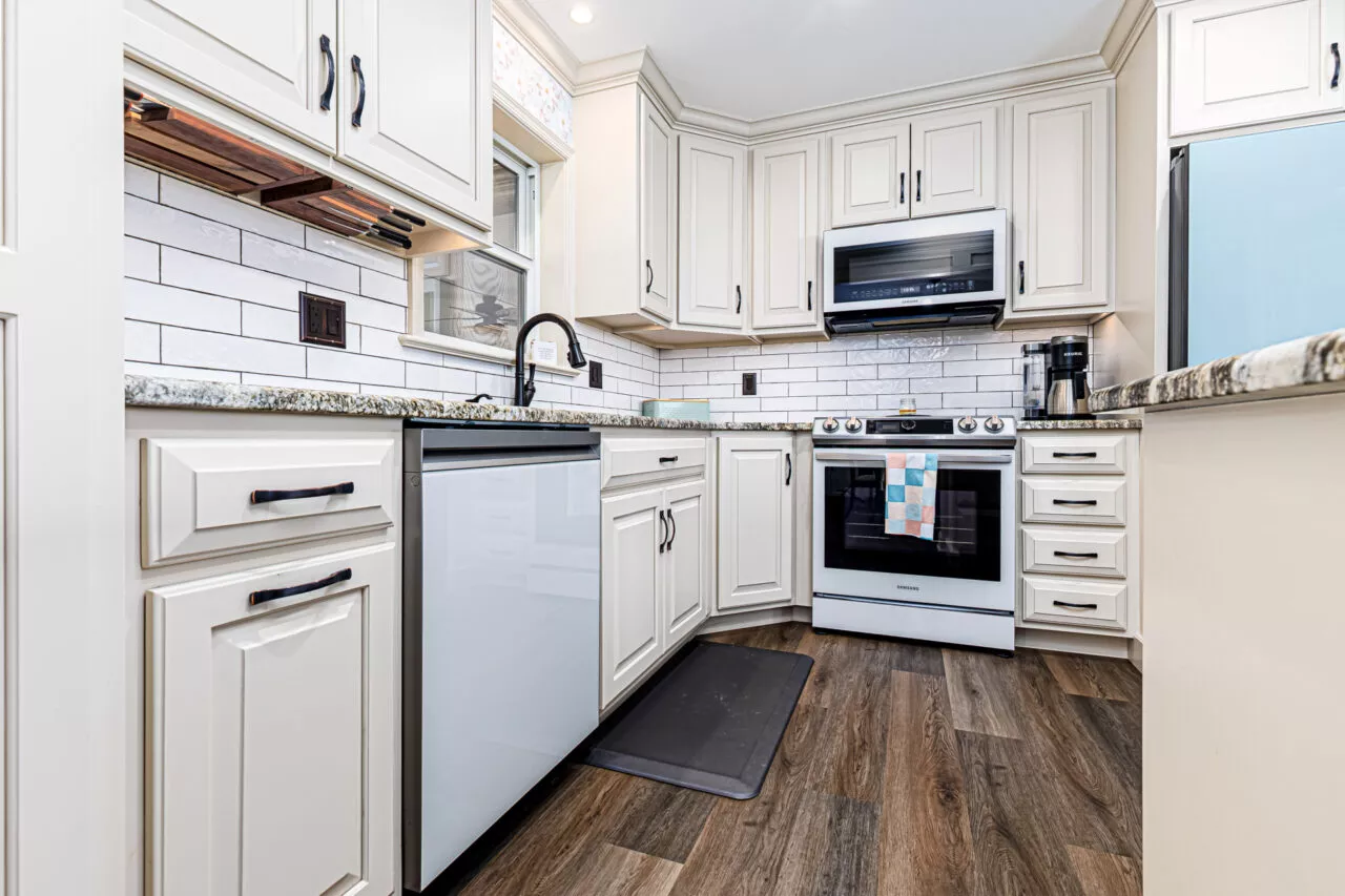 Noah F. Boyle Cabinets - Just Plain Business